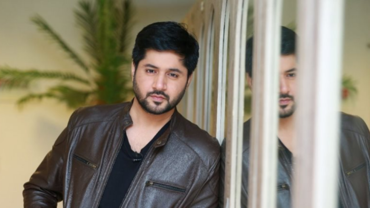 Imran Ashraf's Mother Gets to See How Her Son Acts in Dum Mastam - Lens