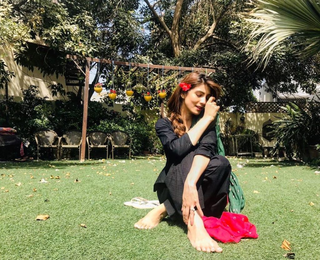 Nazish Jahangir Turns Up Her Desi Charm in Traditional Attire [Images ...