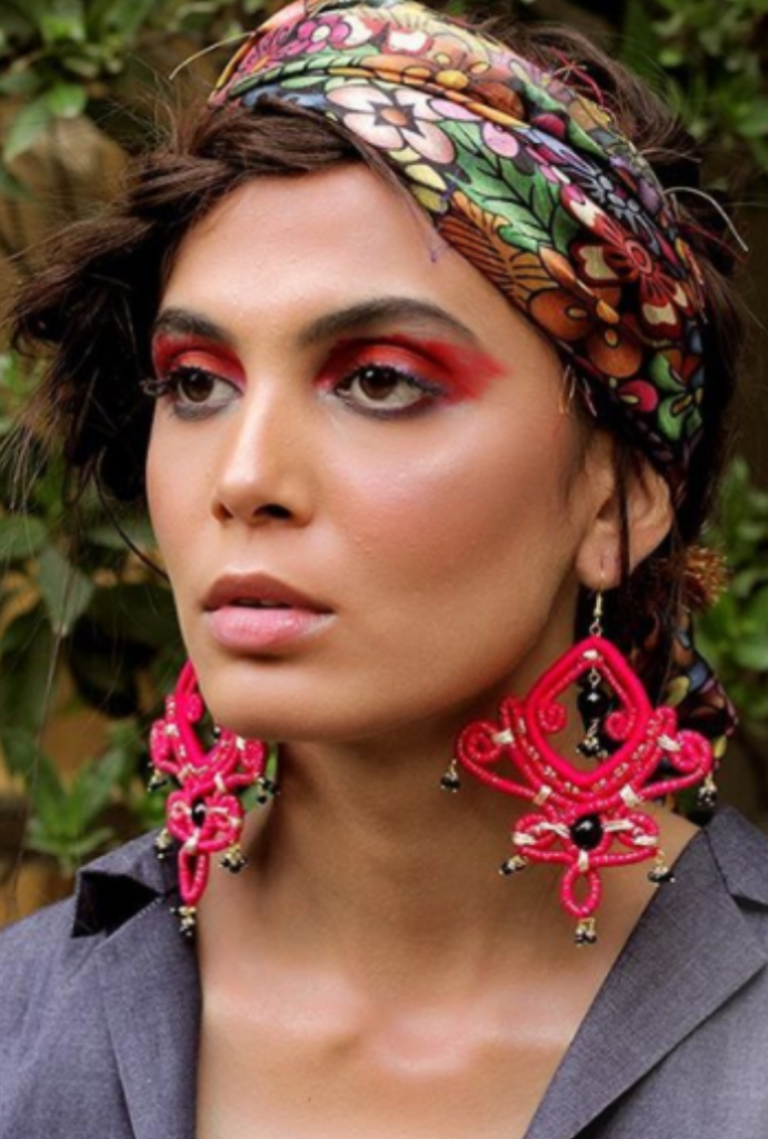 Mushk Kaleem is Effortlessly Gorgeous in Jewelry Photo shoot [Pictures ...