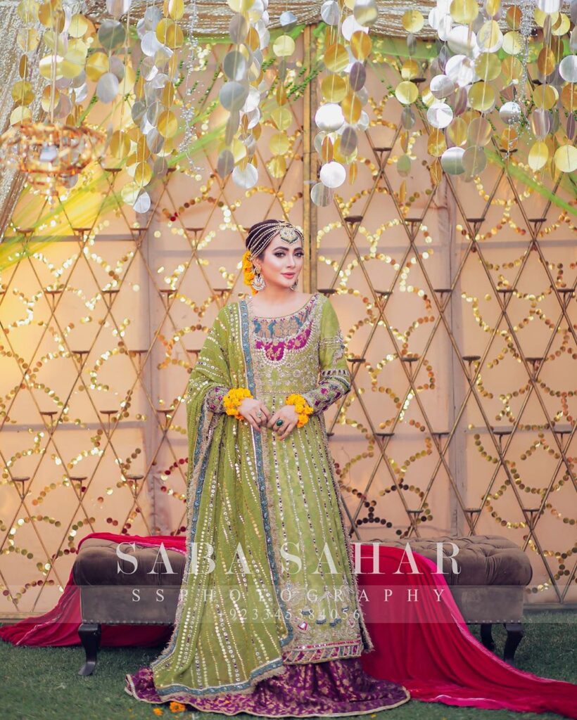 Suzain Fatima Dazzles Everyone With Latest Bridal Shoot [Pictures] - Lens