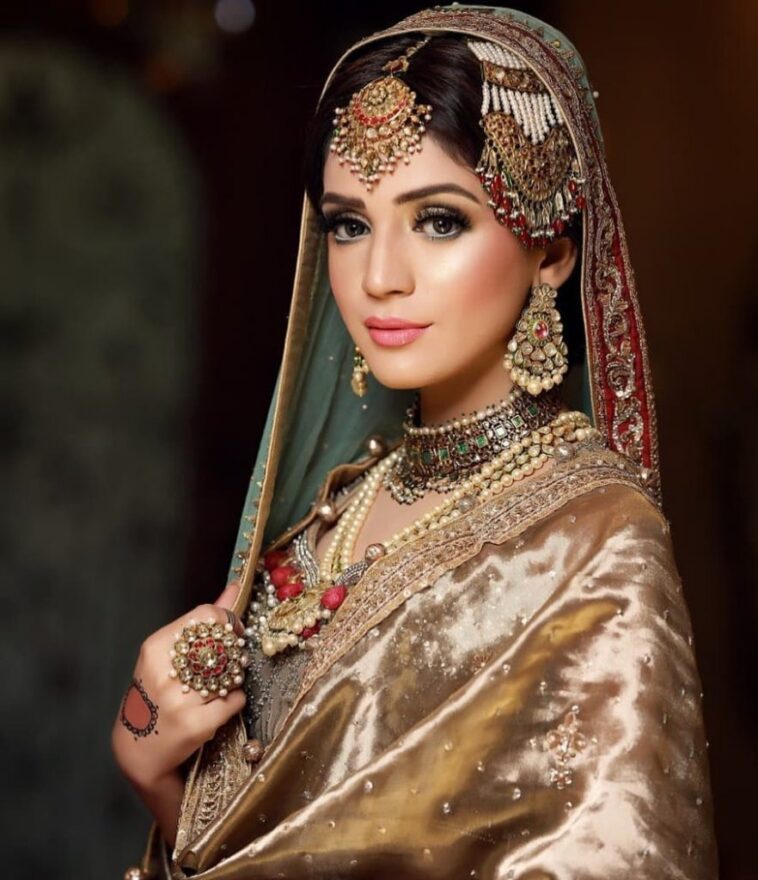Laiba Khan Gives Us 3 Amazingly Epic Bridal Looks for Winter [Pictures ...