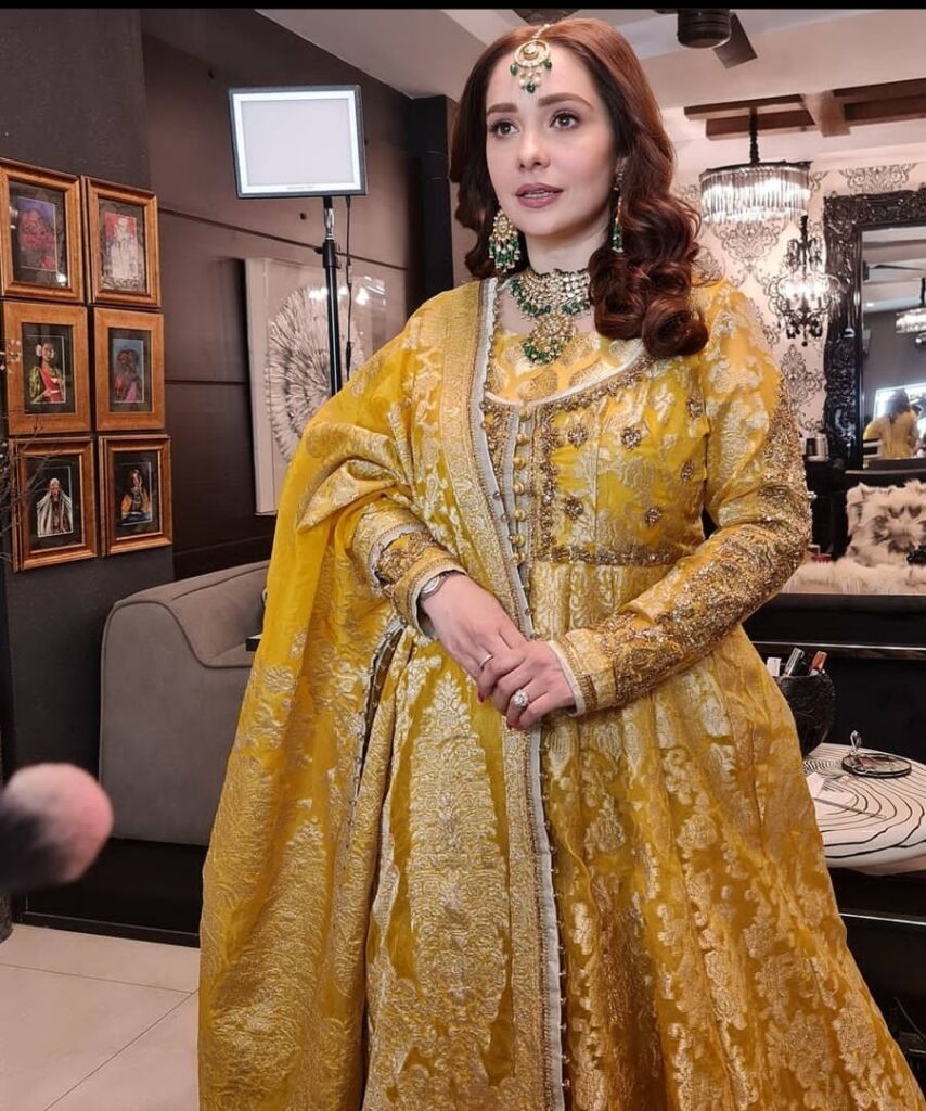 Juggan Kazim Looks Regal At Her Brother's Wedding [Pictures] - Lens