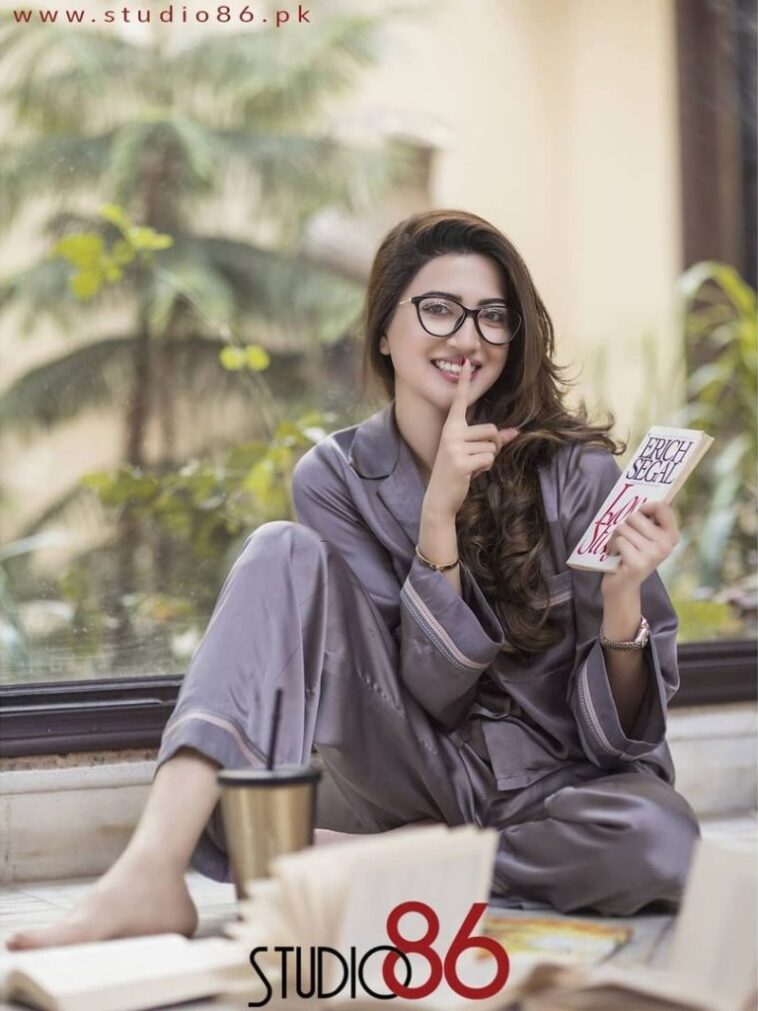 'Chupke Chupke' Cast Get Together For A Fun Photoshoot - Lens