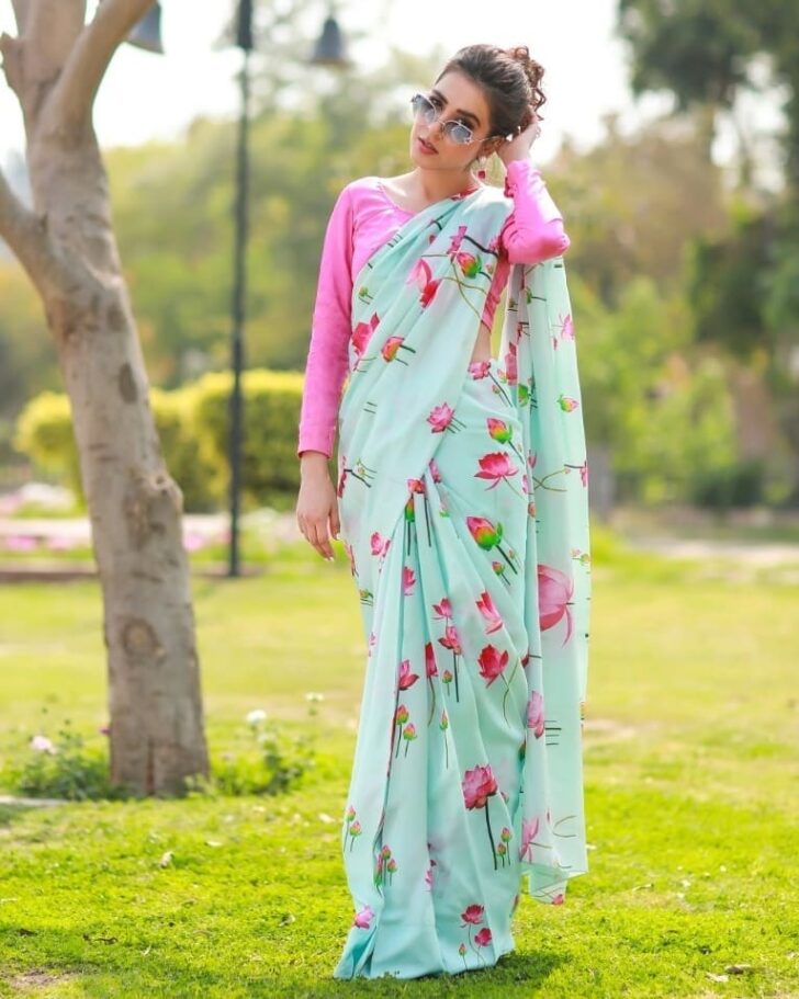 Mansha Pasha Slays In Traditional Eastern Wear - Lens
