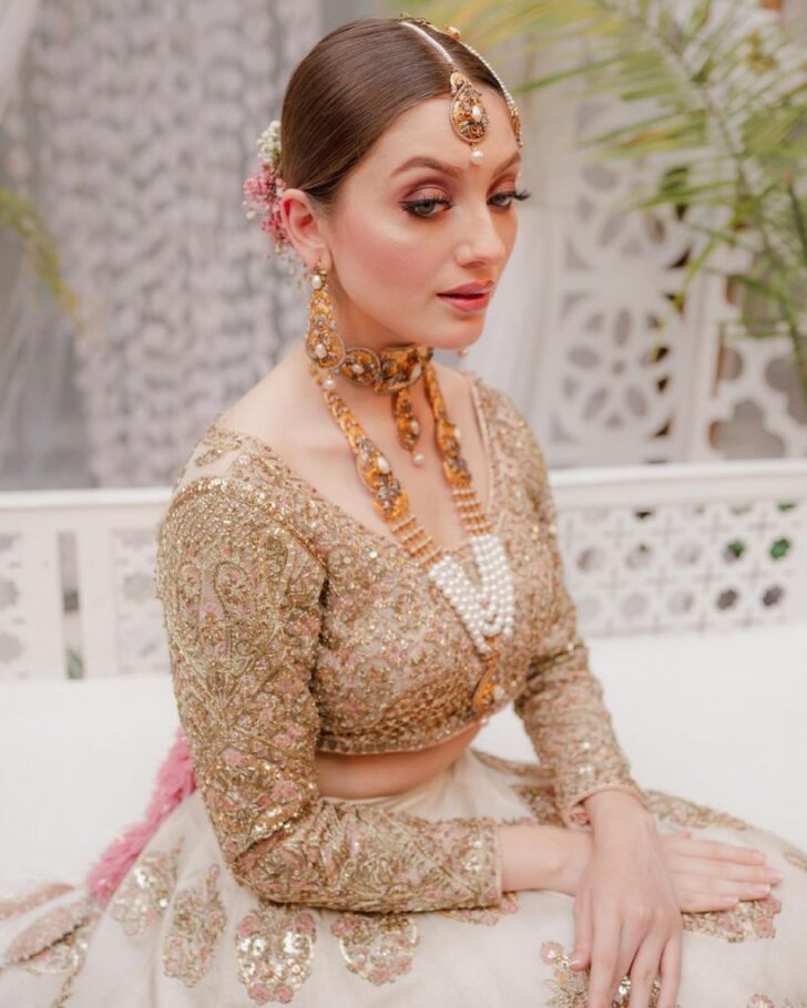 Neha Rajpoot Is Ethereal In Hussain Rehar Bridal Ensemble - Lens