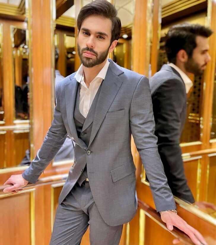 Ameer Gilani Celebrates His Birthday In the Hills, Mawra Hocane Wishes ...