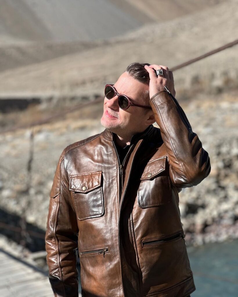 Akcent's Adrian Sina Takes a Trip to Hunza Valley [Pictures] - Lens
