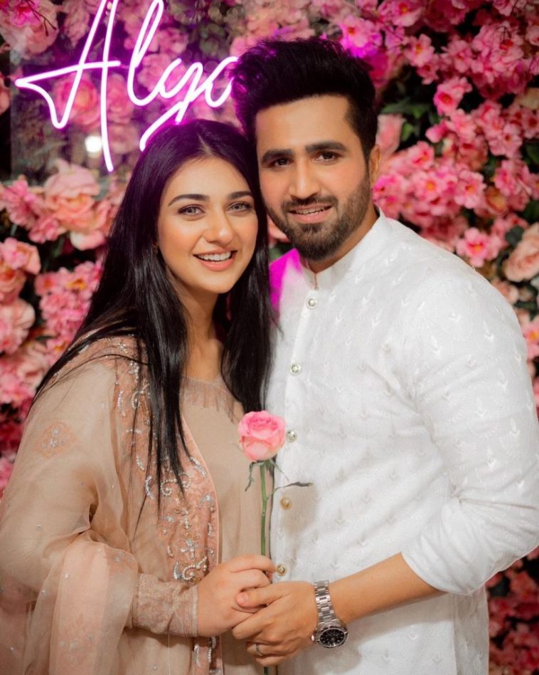 Sarah and Falak Give Relationship Tips To Young Couples - Lens