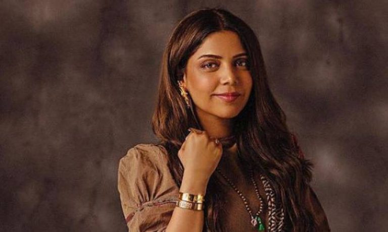 Hadiqa Kiani Vows to Rebuild Three Flood Affected Villages [Video] - Lens