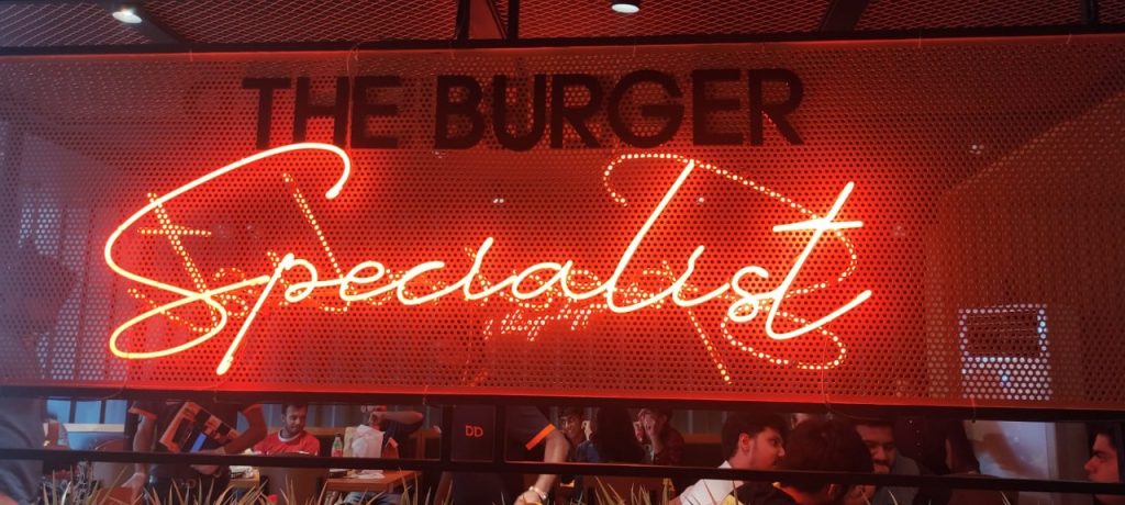 Daily Deli: Lahore's Famous Burger Joint Finally Arrives at the 'Burger ...