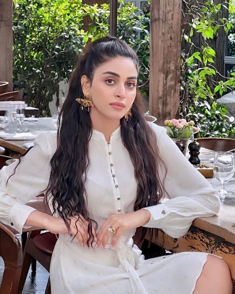 Anmol Baloch Goes Chic And Bold In White Summer Dress - Lens