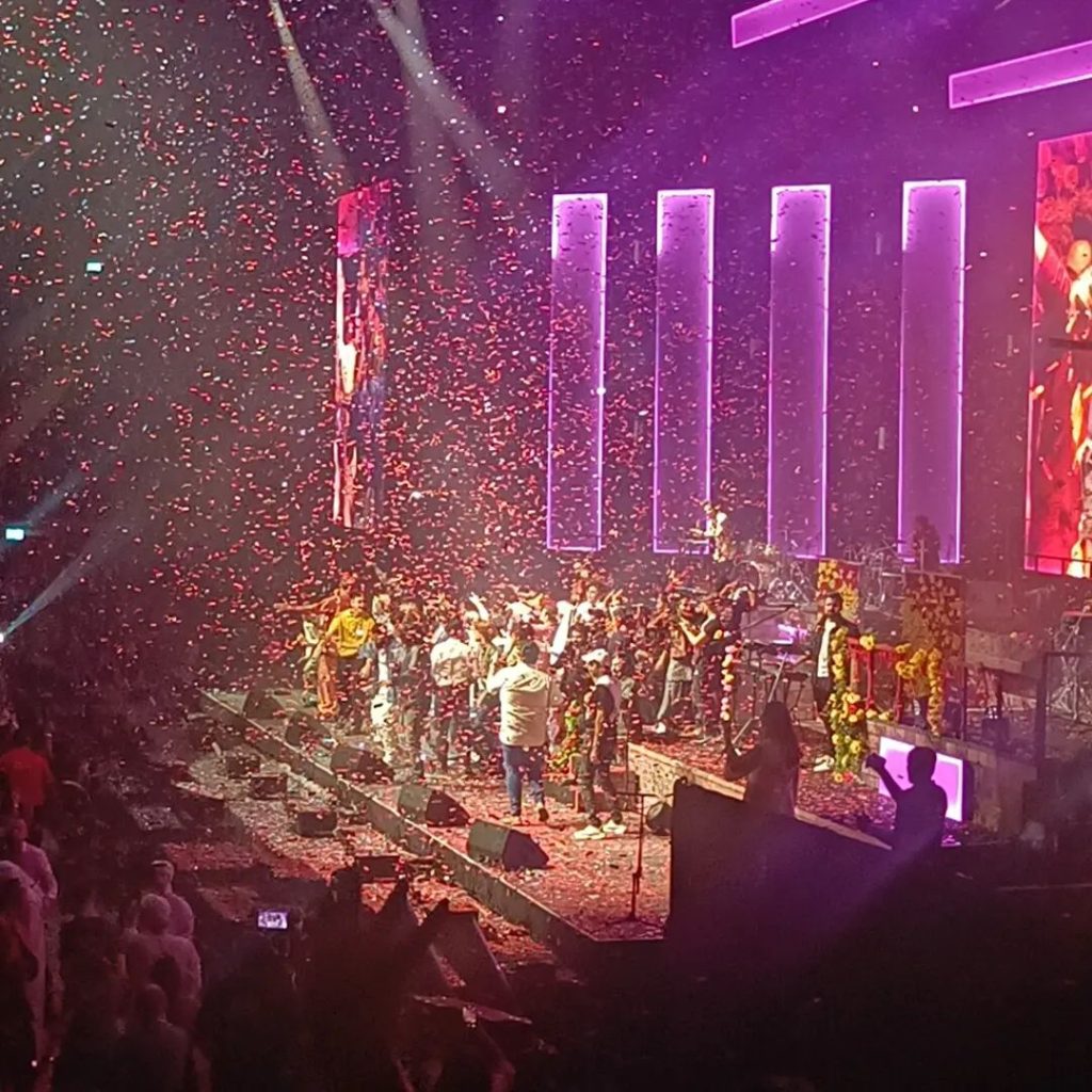 Pakistani Artistes Steal the Show at Coke Studio Live in Dubai [Videos ...