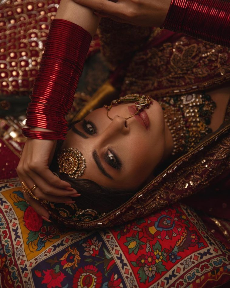 Check Out Sabeeka Imam and Amna Baber's Majestic Bridal Shoot [Images ...