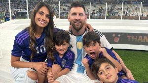 Lionel Messi Celebrates World Cup Victory with Family [Images] - Lens