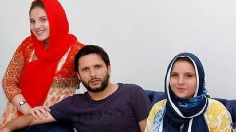 Shahid Afridi’s Daughter Aqsa's Wedding Festivities Begin [Images] - Lens