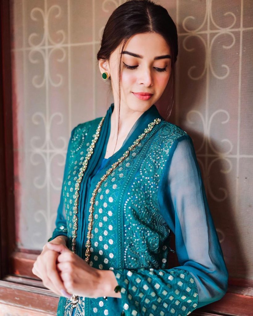 Zainab Shabbir is a Vision in Dazzling Sea-Green Attire [Pictures] - Lens