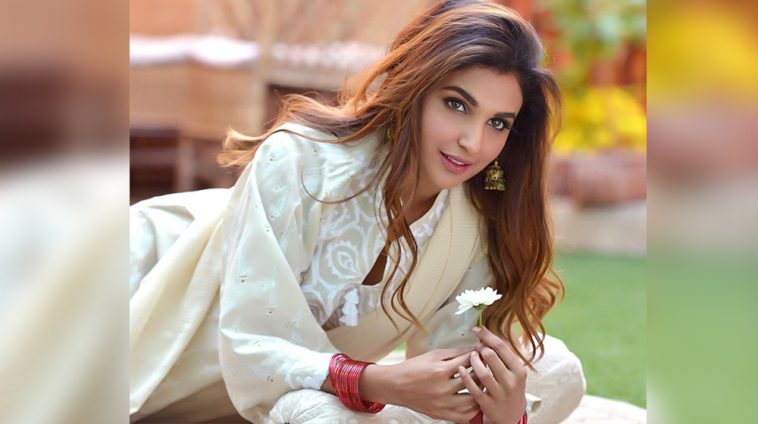 Amna Ilyas Ditches Her Bold Persona With This Elegant Shoot - Lens