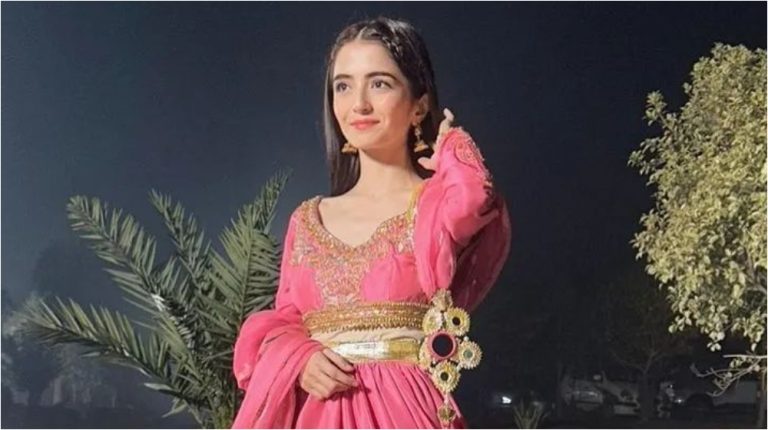 Merub Ali Turns Up Desi Glam in Vibrant Pink Attire [Pictures] - Lens