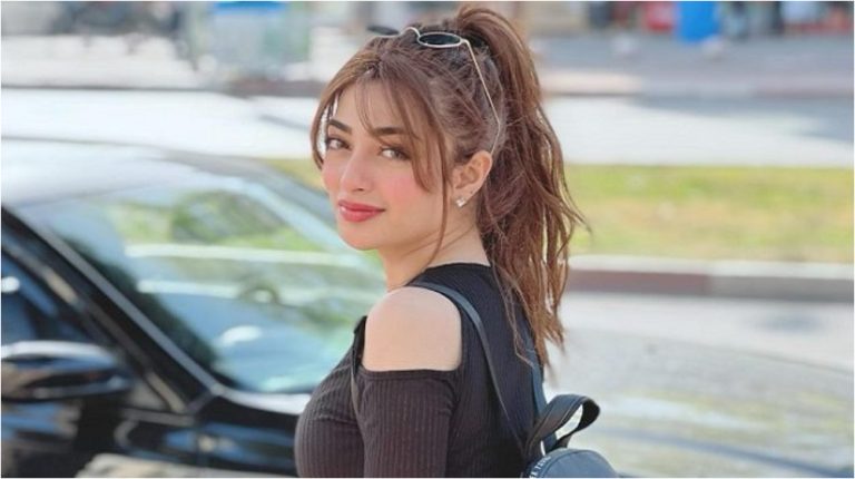 Nawal Saeed Looks Smoking Hot in Slinky Outfit on Europe Trip [Pictures ...