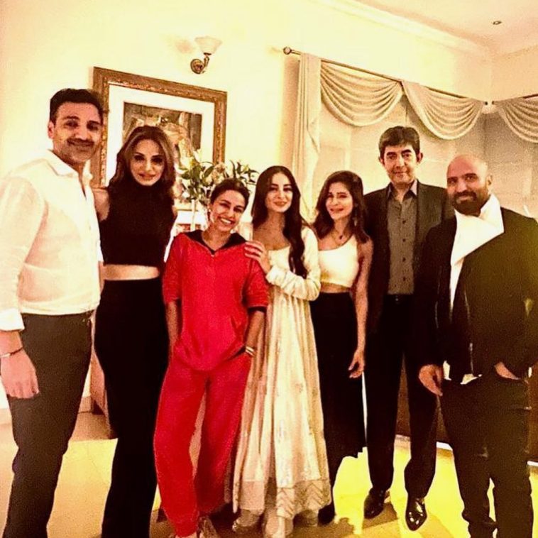 Sarwat Gilani, Ayesha Omar and Ali Zafar Meet Bollywood Legend Javed ...