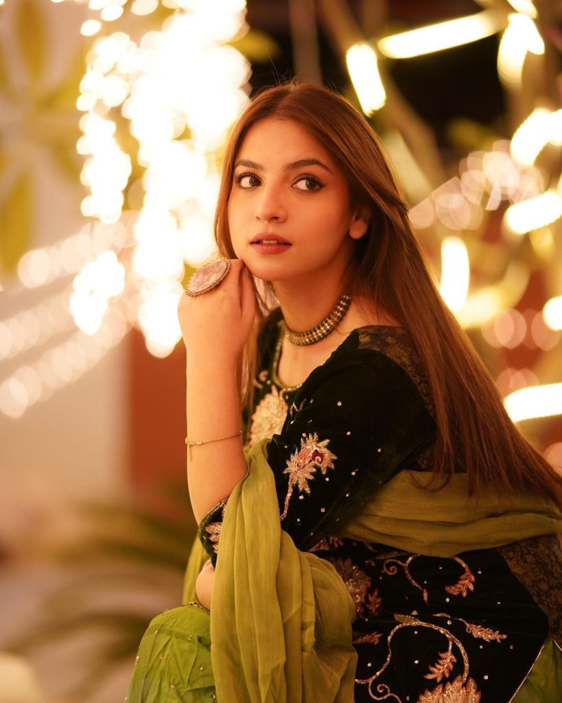 Dananeer Mobeen Shines in a Stunning Bottle Green Velvet Attire - Lens