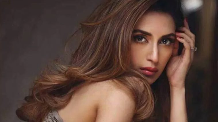 Gorgeous Iman Aly Flaunts Her Fresh Haircut in Viral Video - Lens