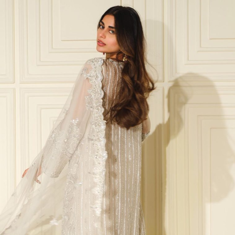Sadaf Kanwal is Effortlessly Elegant in Translucent Jora - Lens