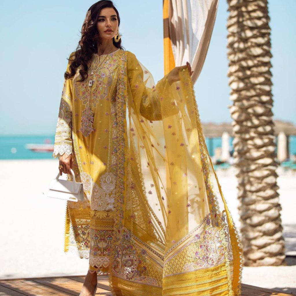 Sadia Khan Brings Back Summer Vibes in Vibrant Jora [Pictures] - Lens