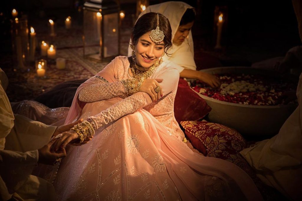 Syra Yousuf Shines in Asim Jofa's Latest Collection Photoshoot - Lens