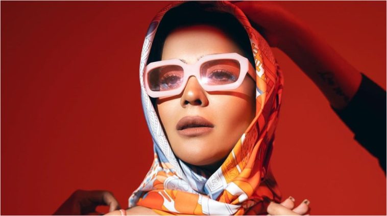 Humaima Malick Aces Retro Diva Look Straight Out of '60s Movies - Lens