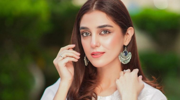 Maya Ali Looks Dreamy in All-White Ethnic Wear [Pictures] - Lens
