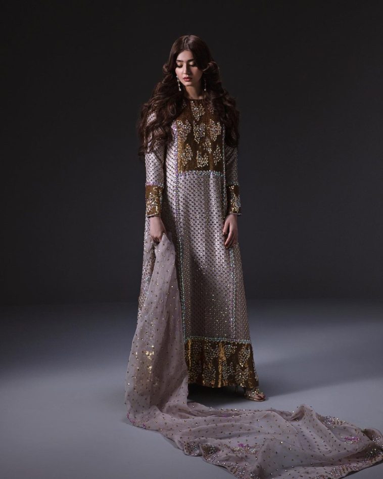 Dur-e-Fishan is Evocative of Dreamworld in Shimmery Outfit - Lens