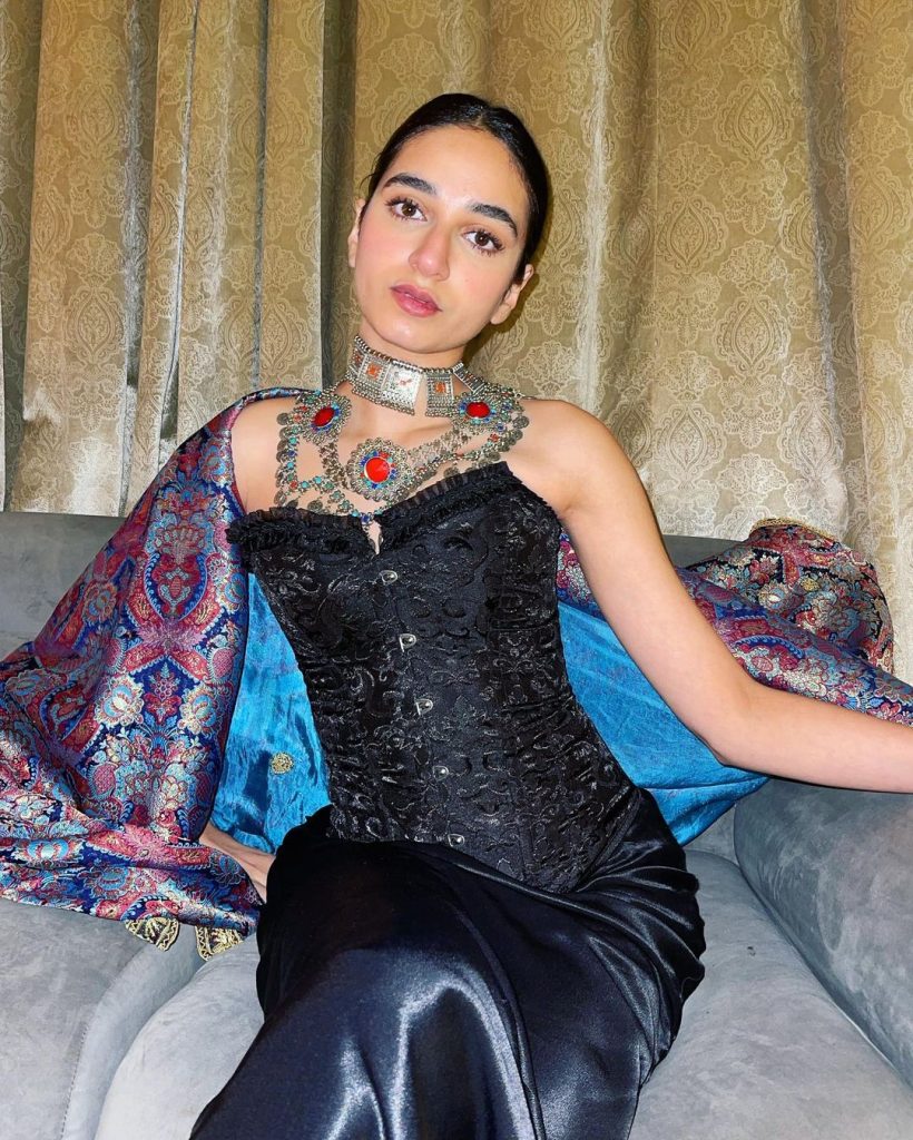 All Mamya Shajaffar Looks in Bold Outfits That Have Been Going Viral - Lens