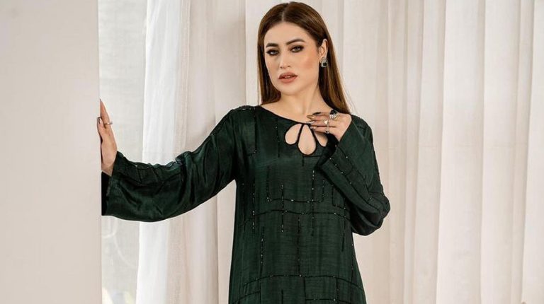Zoyaa Khan's Latest Instagram Post Proves She's a Fashionista - Lens