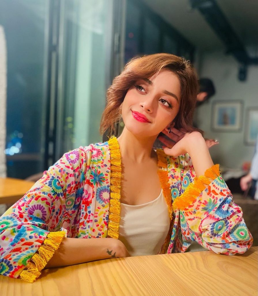 Alizeh Shah is Cute as a Button in This Funky Look - Lens