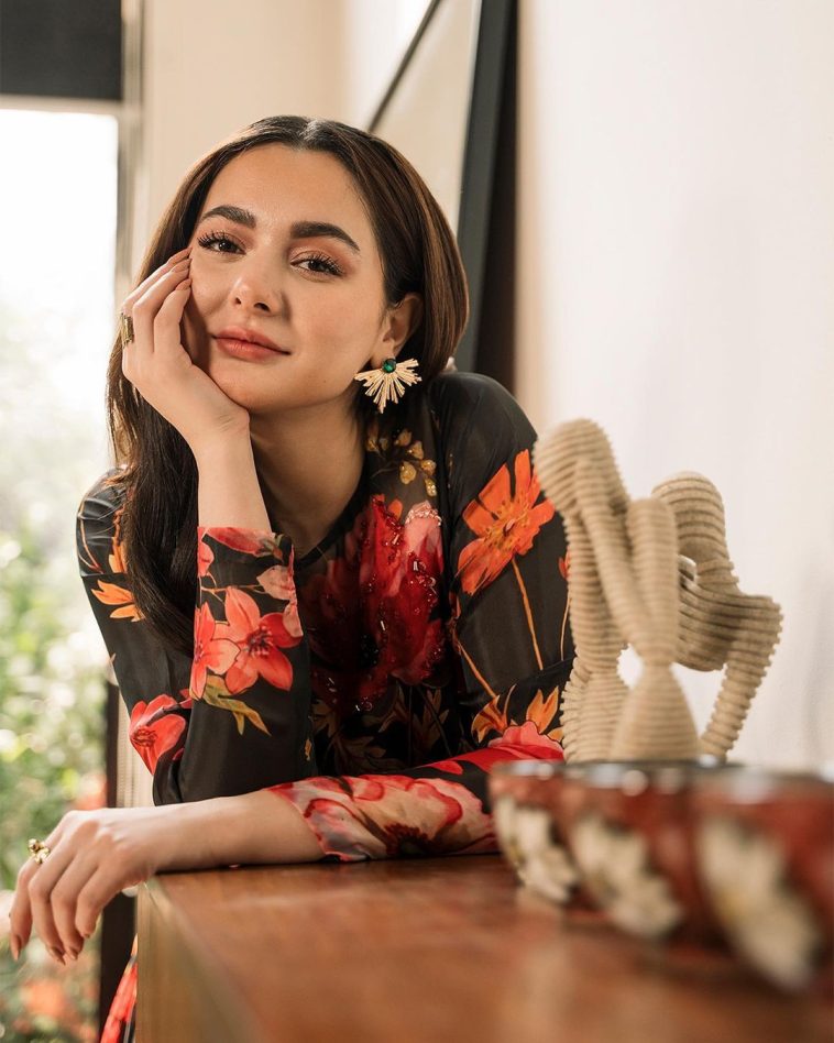 Discover Elegance and Charm with Lulusar x Hania Aamir Eid 2023 ...