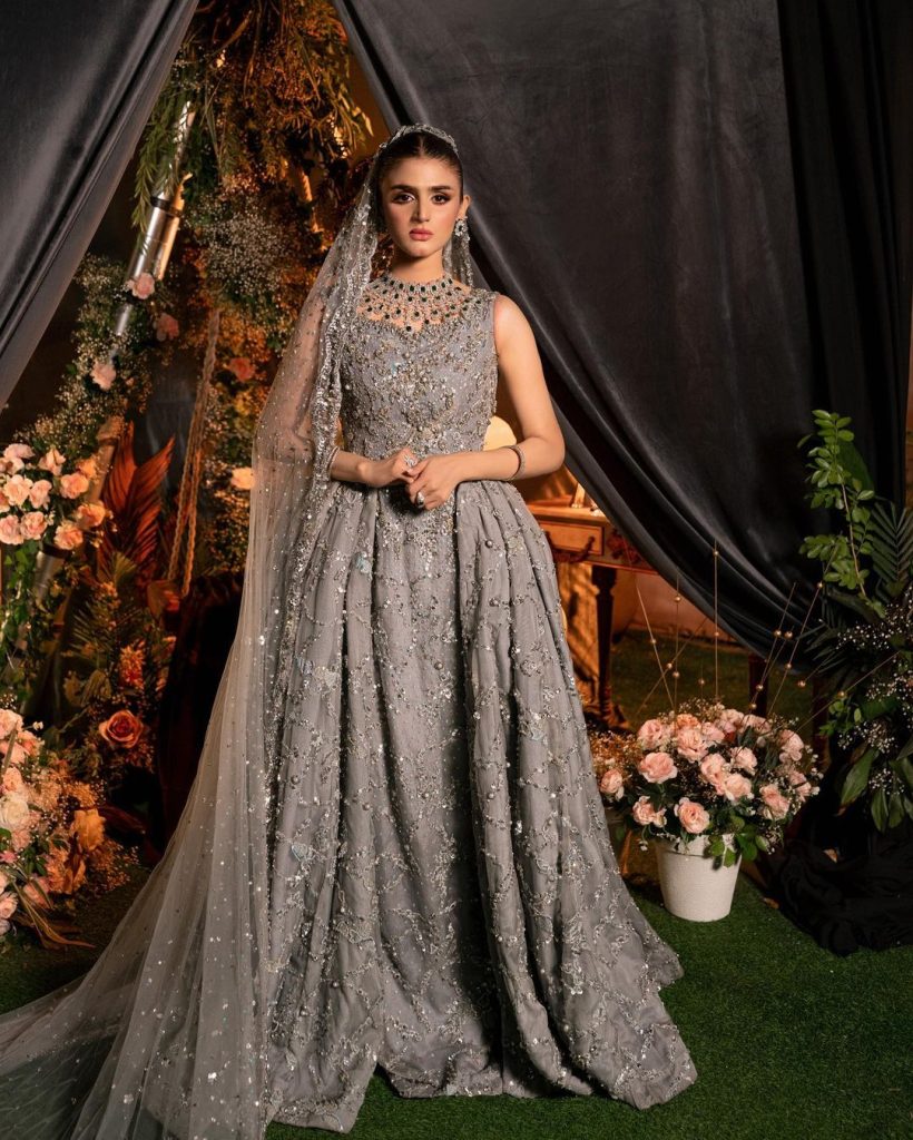Hira Mani and Mani Set Hearts Aflame in Sizzling Festive Attire ...
