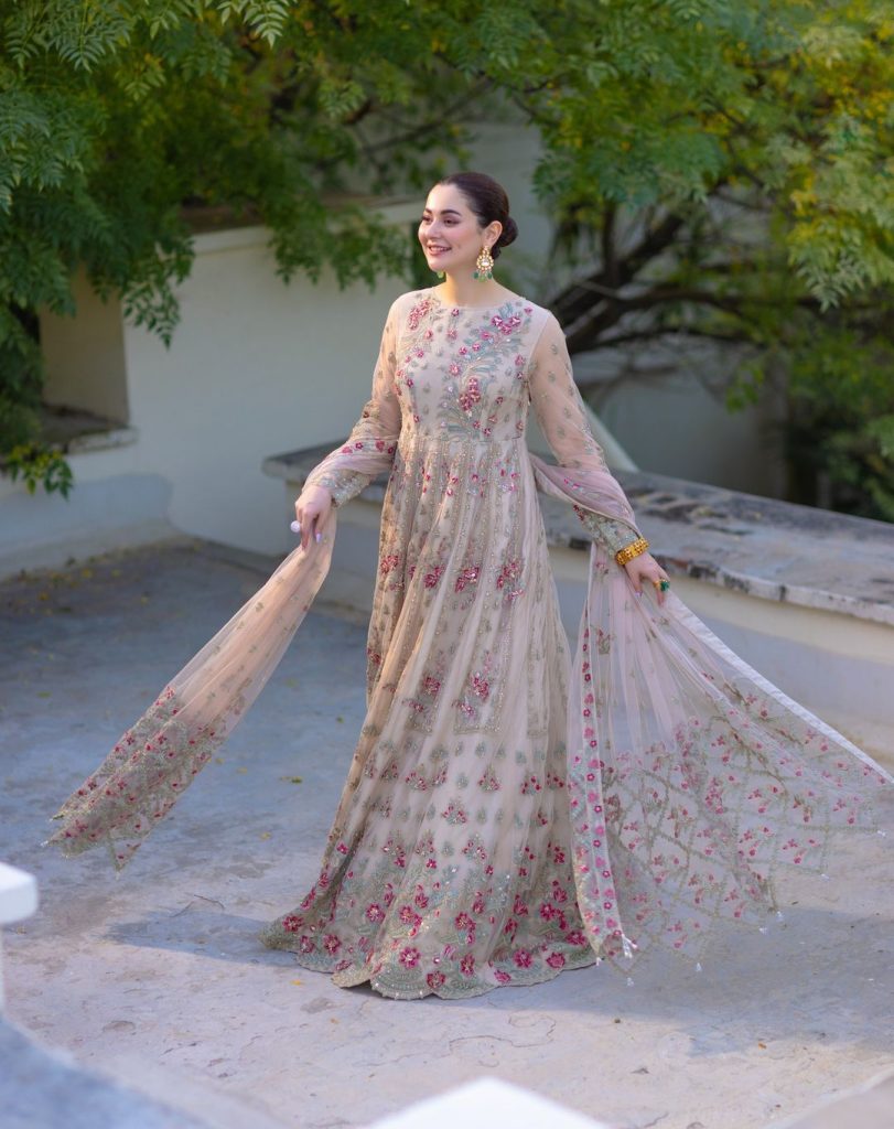 Hania Amir Is Eastern Beauty In Vibrant Traditional Attires By Azzal - Lens