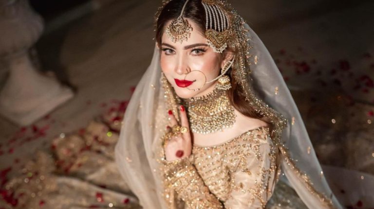 Is Neelam Muneer Khan Retiring From Showbiz After Marriage? - Lens
