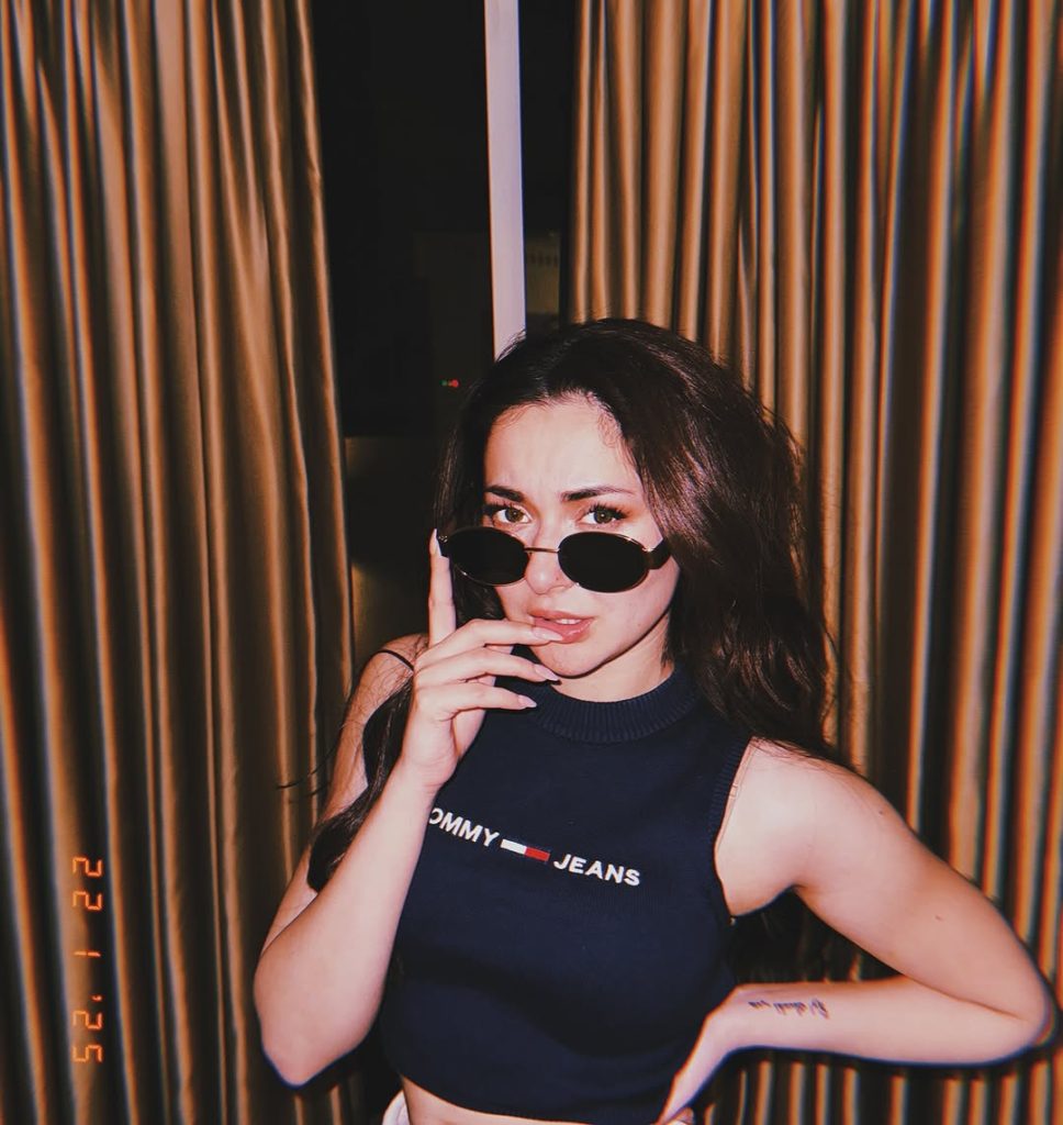 Hania Aamir Channels Retro Glam in Sleeveless Crop Top [Images] - Lens