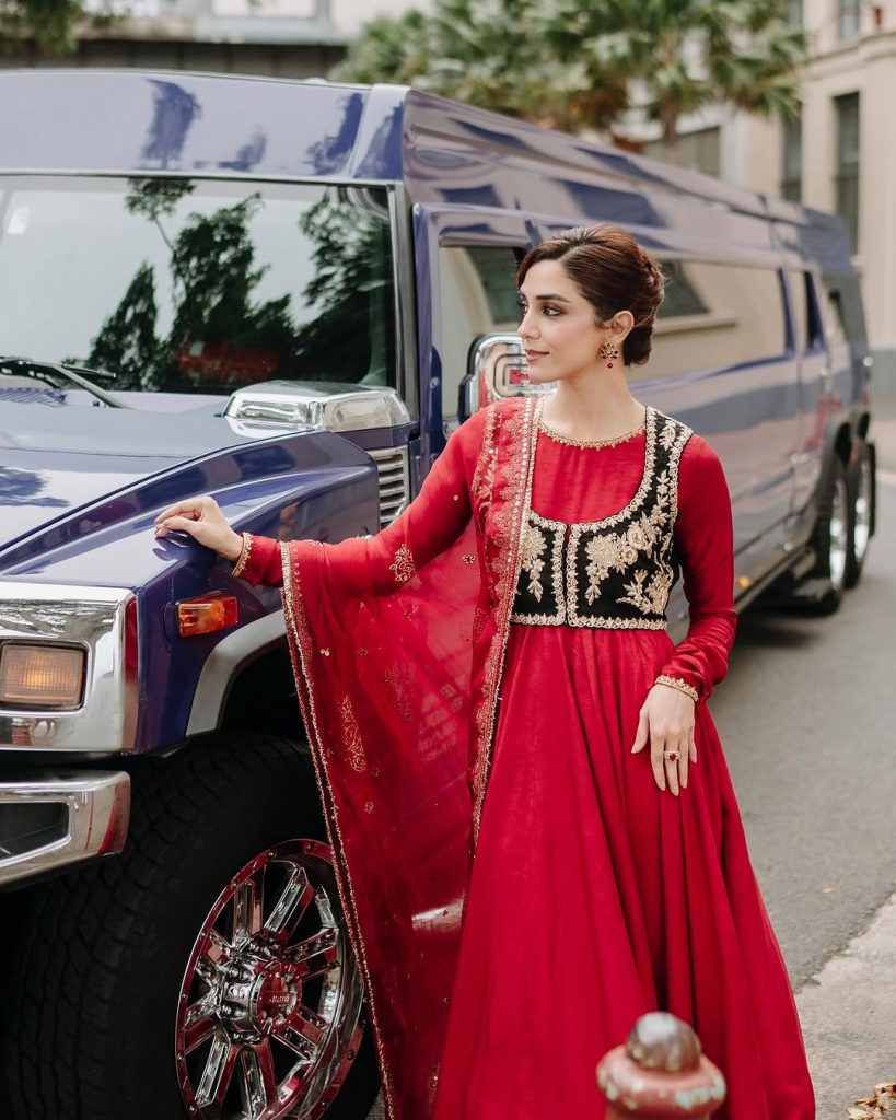 Maya Ali Takes Sydney by Storm in a Red Pishwas