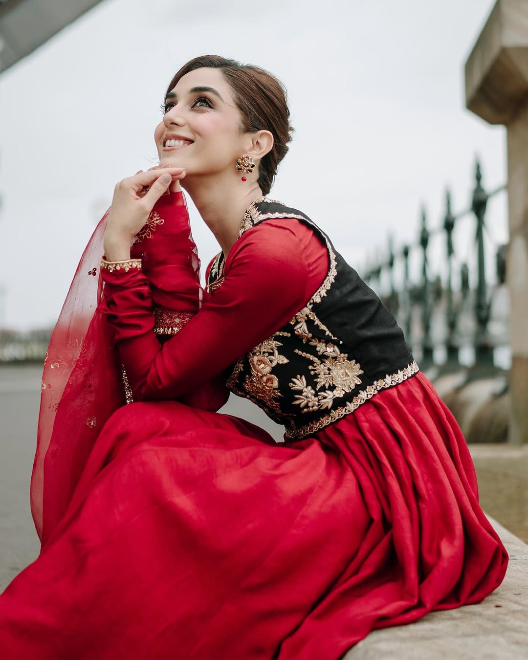 Maya Ali Takes Sydney by Storm in a Red Pishwas