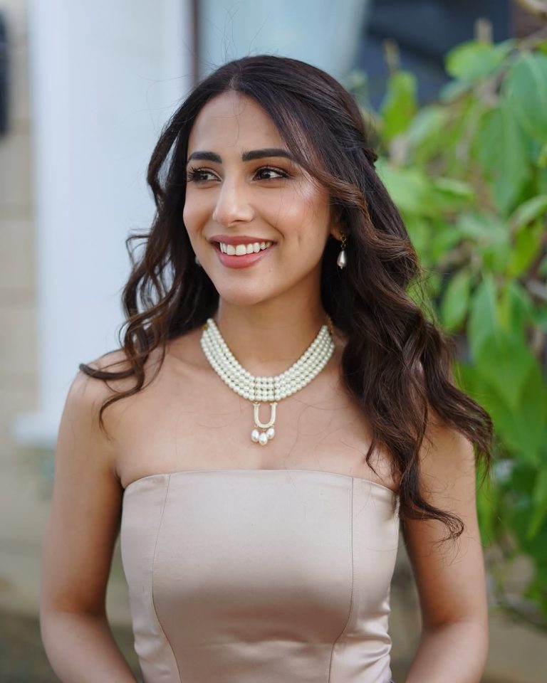 Ushna Shah: 10 Things You Don't Know About