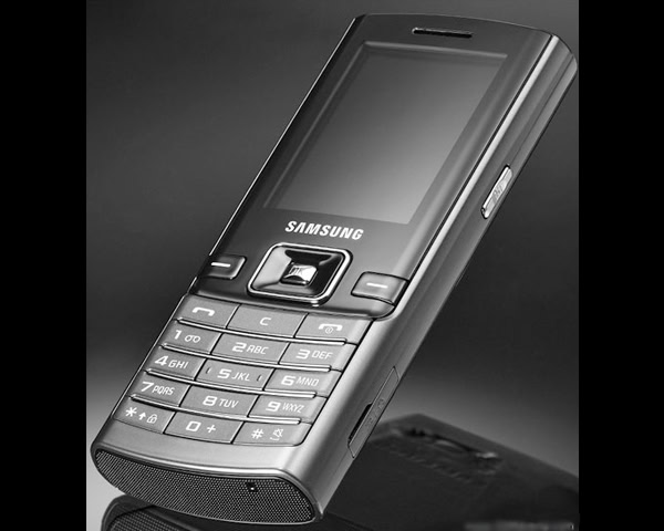 Samsung D780 Price in Pakistan & Specs | ProPakistani