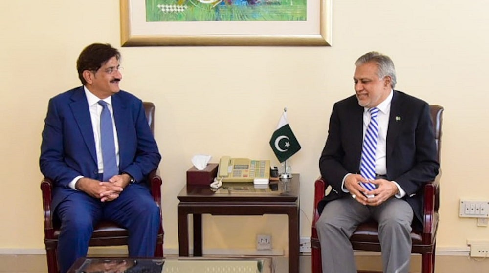 Dar Assures Sindh CM of Full Support in Relief and Rehabilitation Efforts