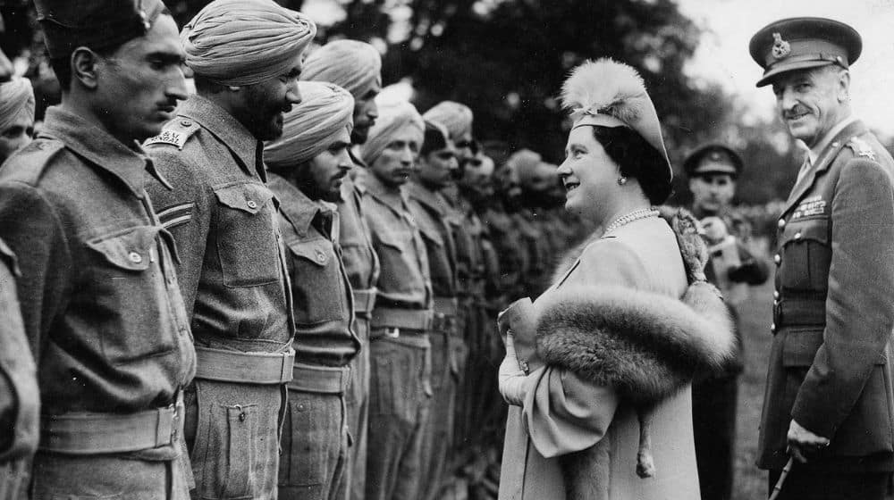 Pakistani World War II Veteran from Chakwal Receives Medals From UK ...