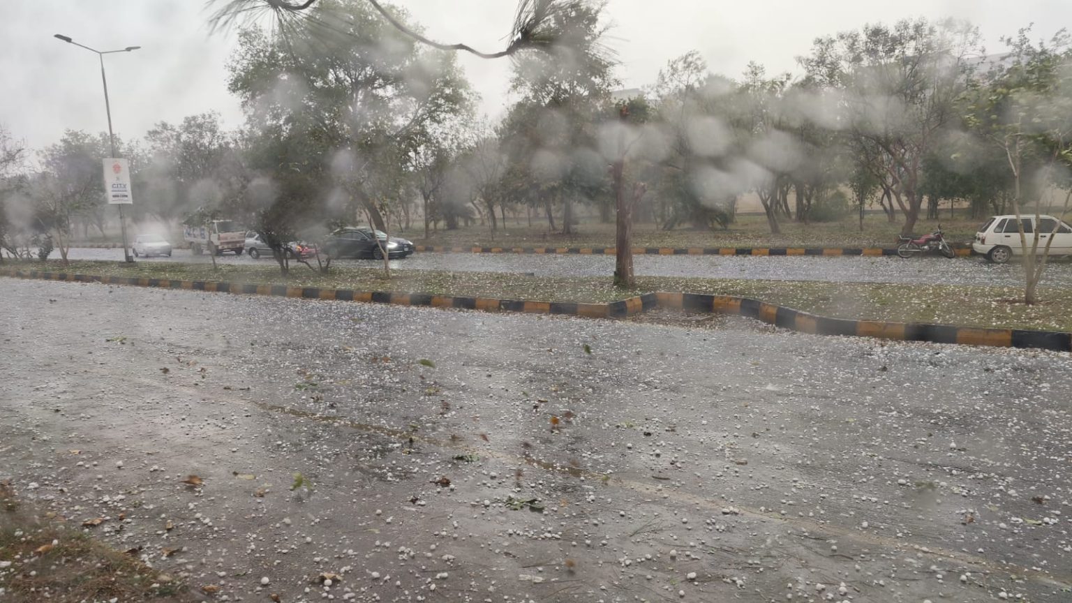 Destructive Hailstorm Breaks Hundreds of Cars in Islamabad [Images and ...
