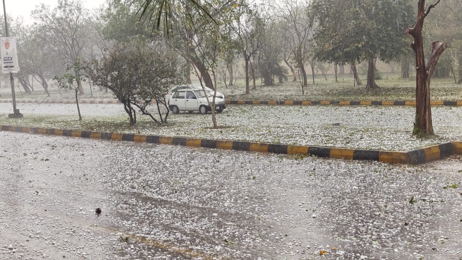 Destructive Hailstorm Breaks Hundreds of Cars in Islamabad [Images and ...