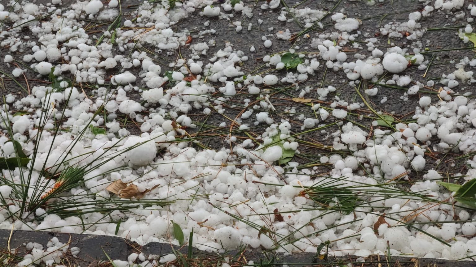 Destructive Hailstorm Breaks Hundreds of Cars in Islamabad [Images and ...