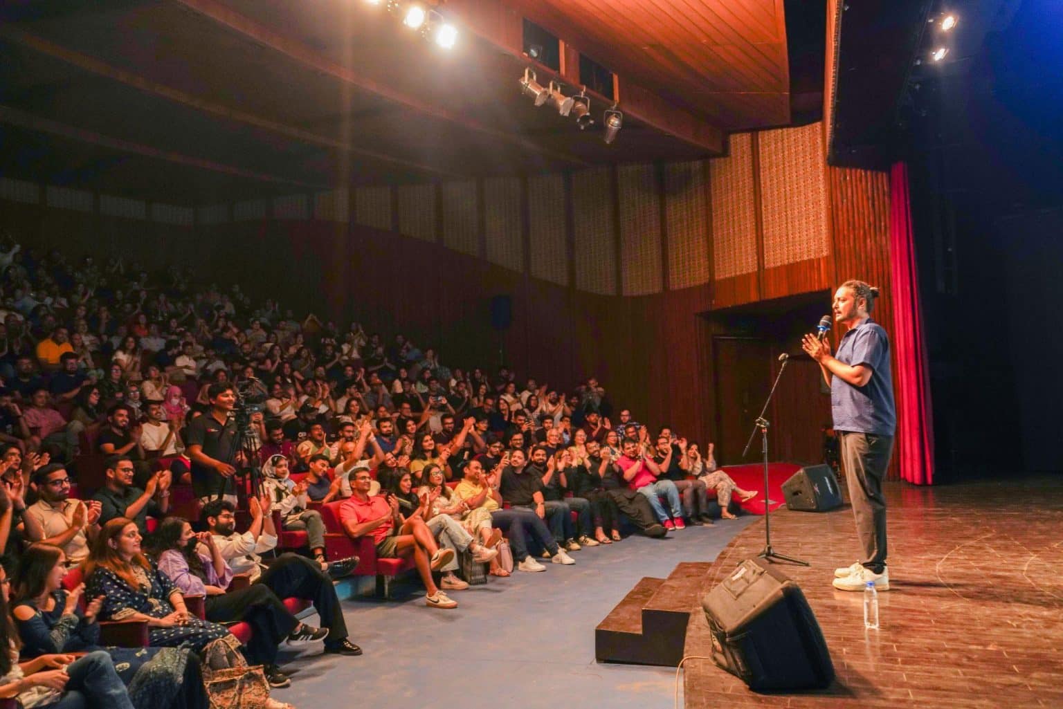 VELO Presents The Comedy Club 2025: A Nationwide Laugh Kicks Off with ...